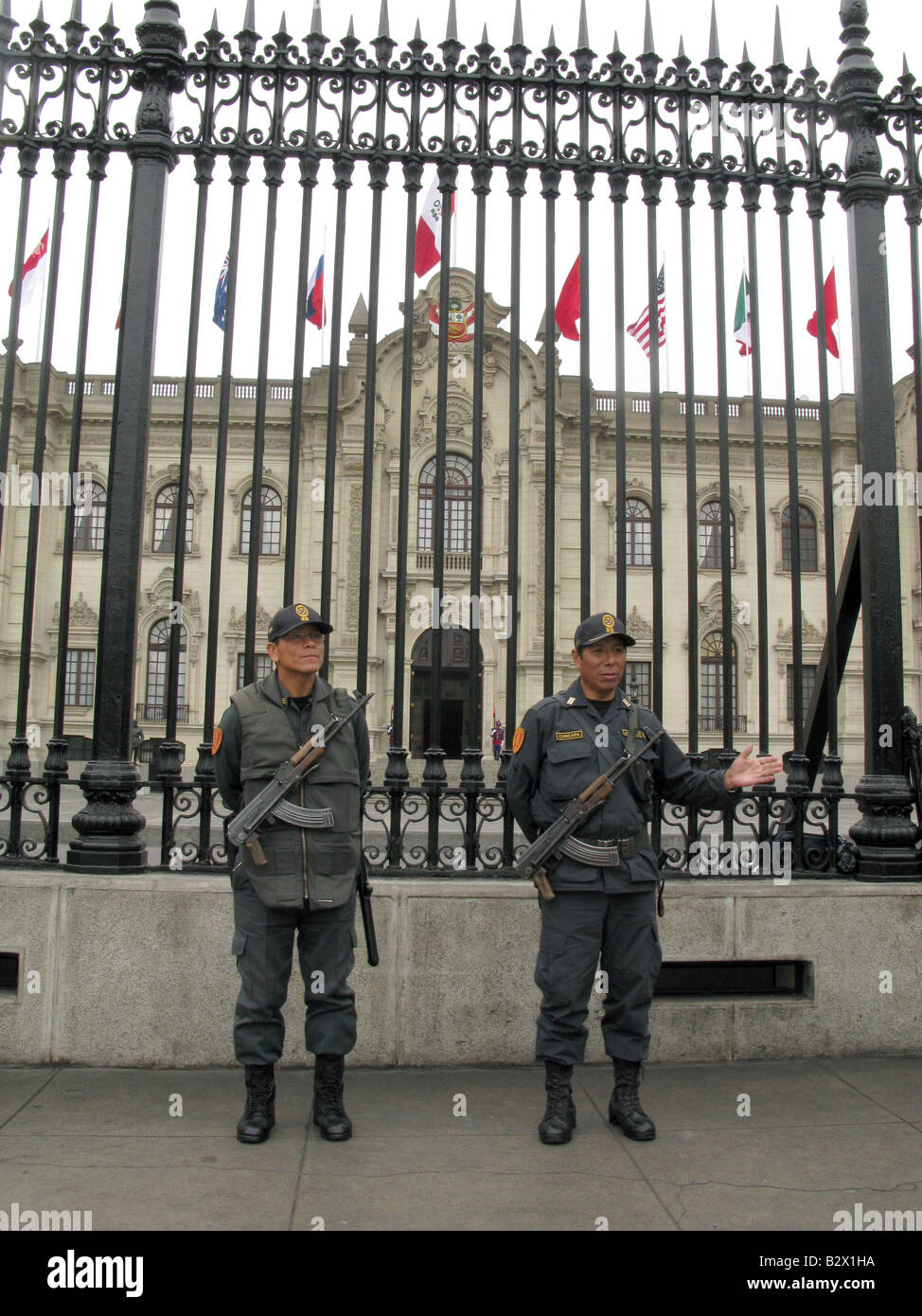guards outside the presidential Palace in Lima, Peru, South America ...