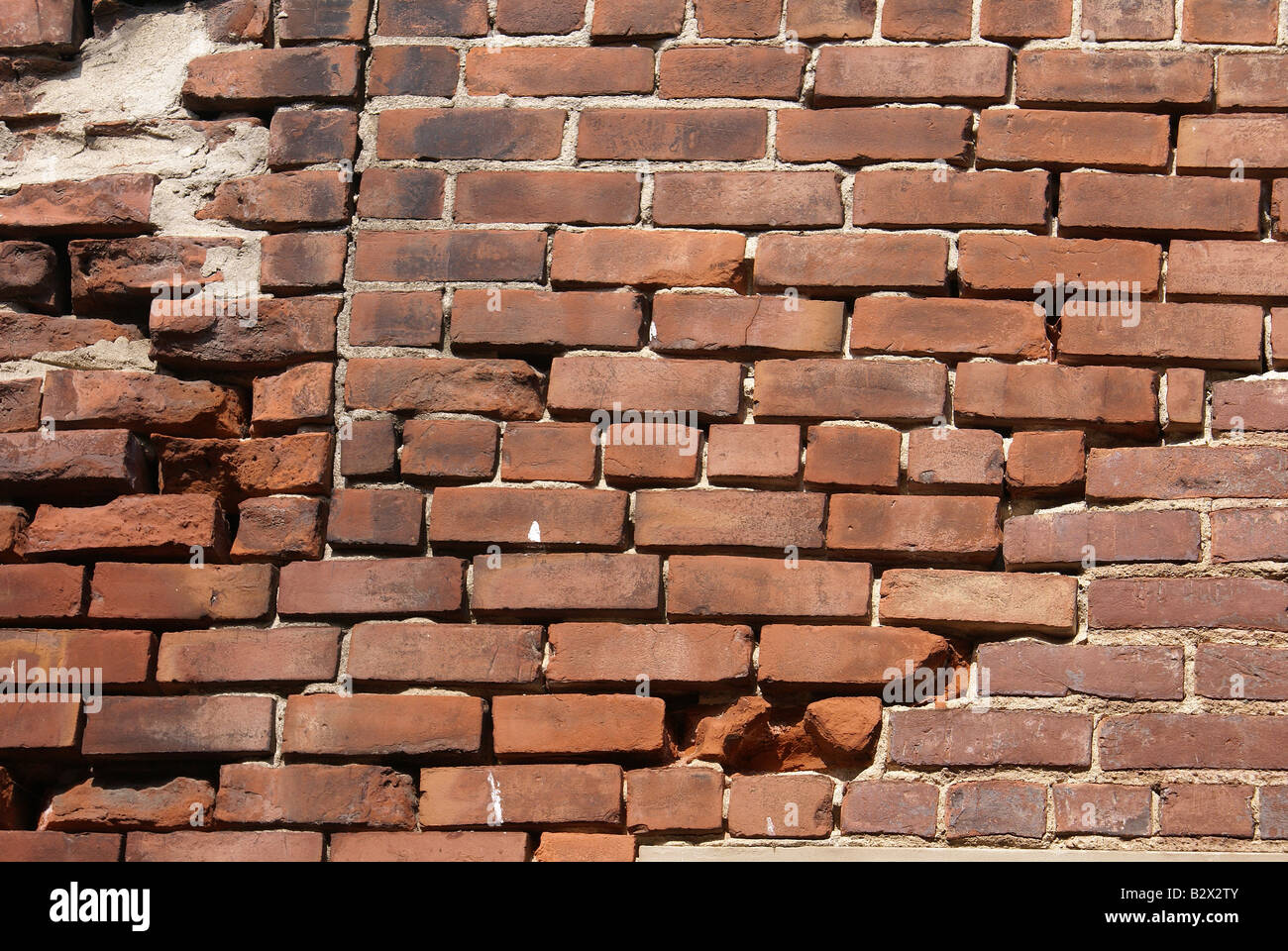 Crumbling Brick Wall Stock Photo - Alamy Crumbling Brick Wall Stock Photo - Alamy