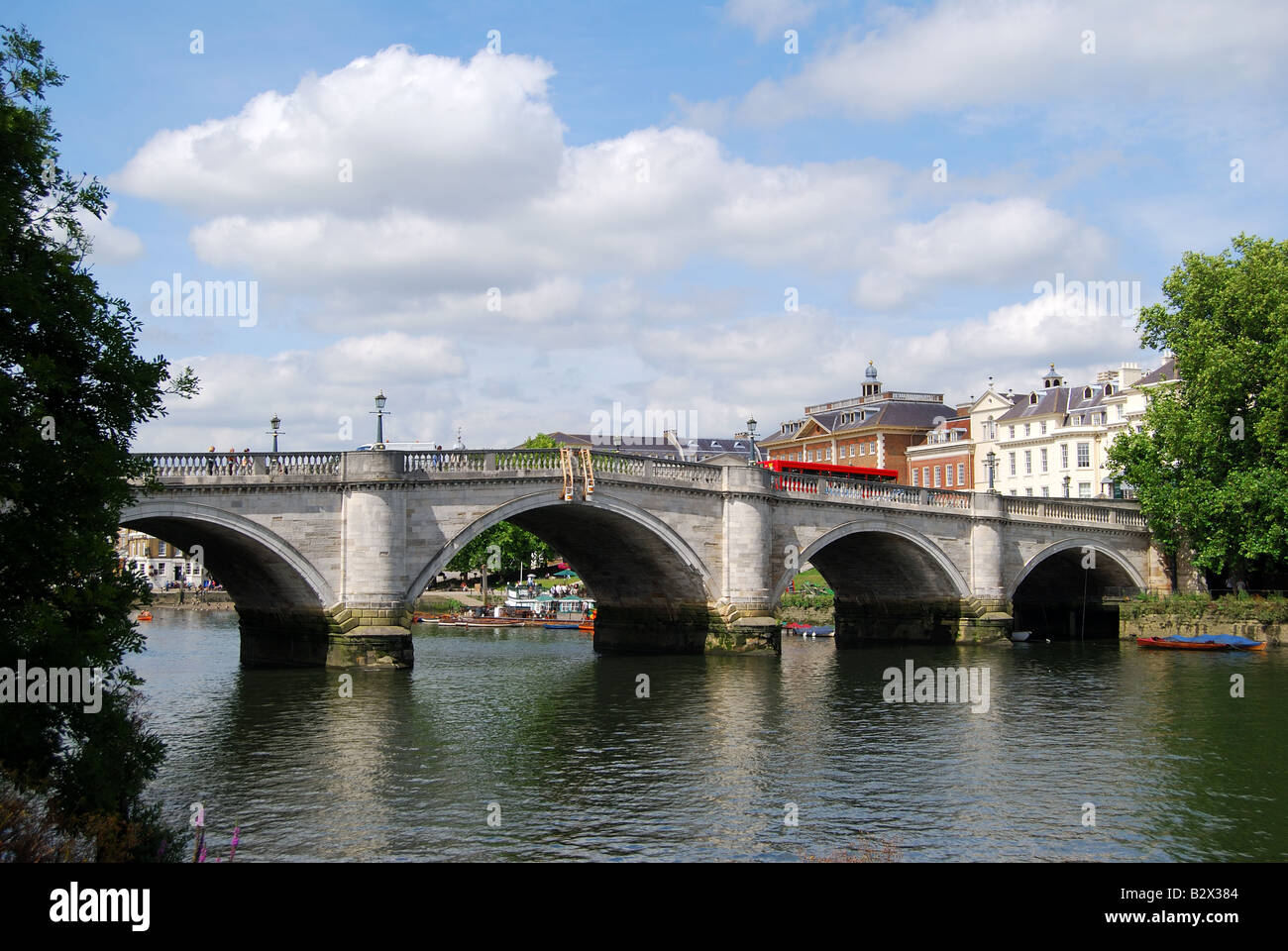 Richmond Bridge and River Thames, Richmond, Richmond upon Thames ...