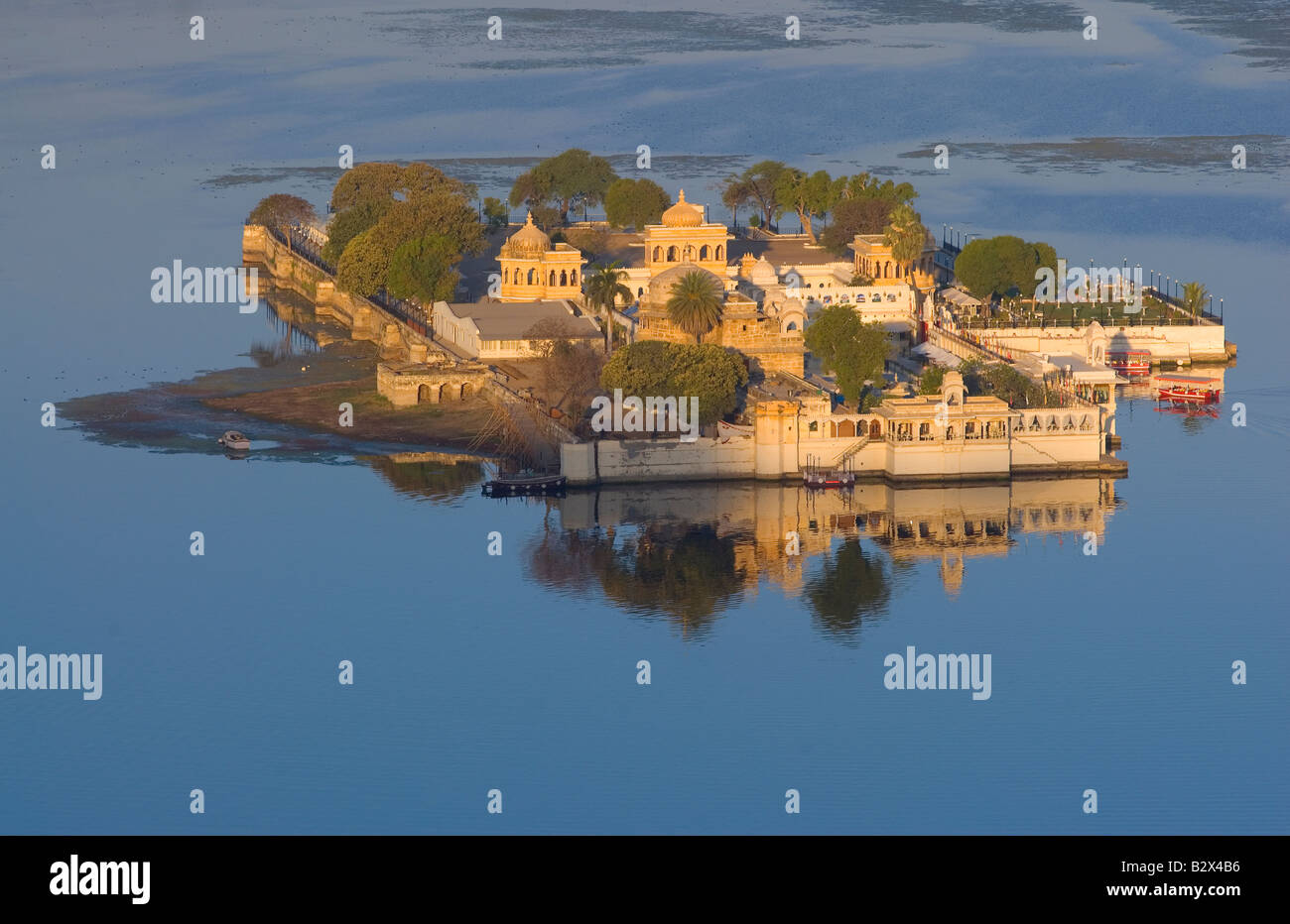 Jagmandir Island, Udaipur , Rajasthan, India, Subcontinent, Asia Stock ...