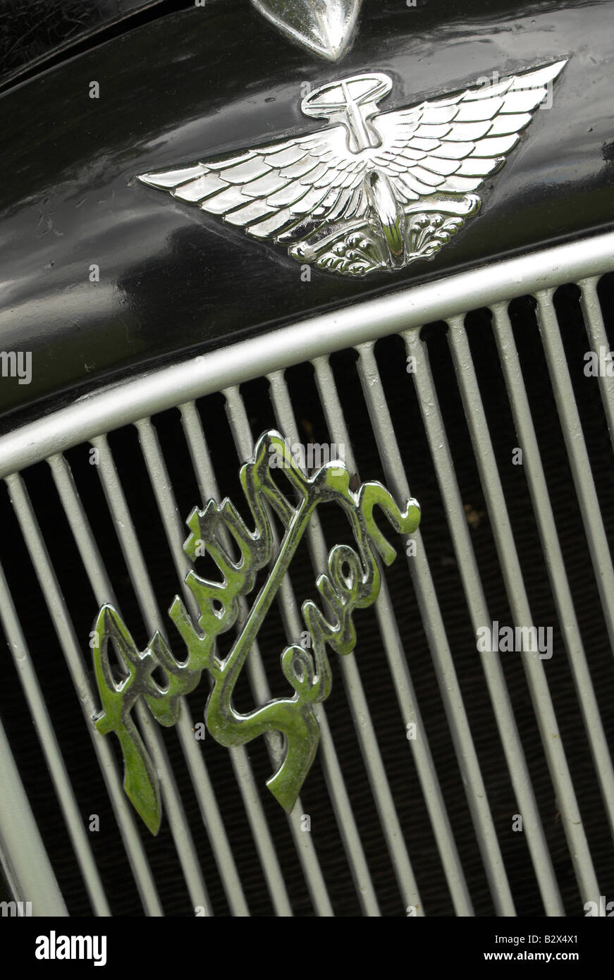 An Austin Seven car badge, bonnet and grill Stock Photo - Alamy