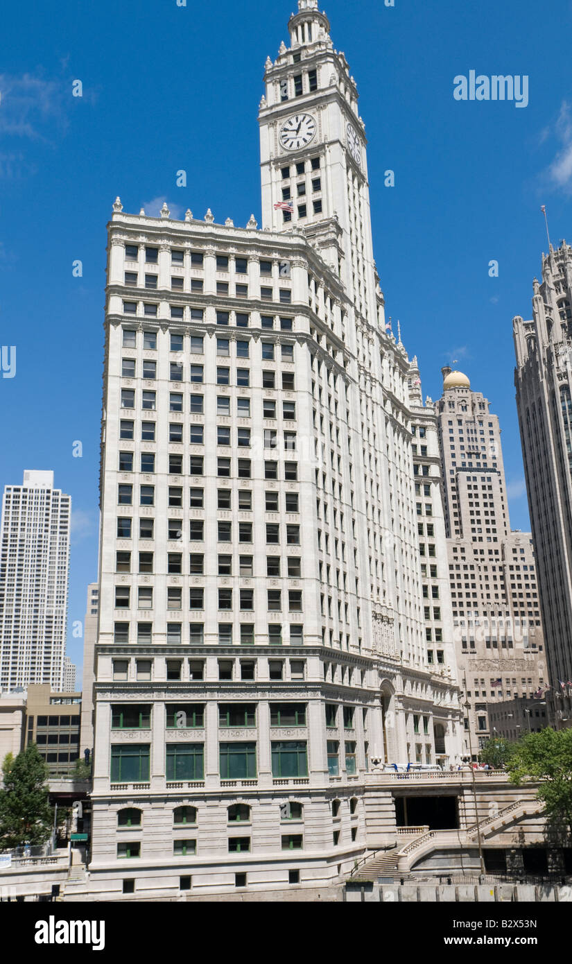 Wrigley building hi-res stock photography and images - Alamy