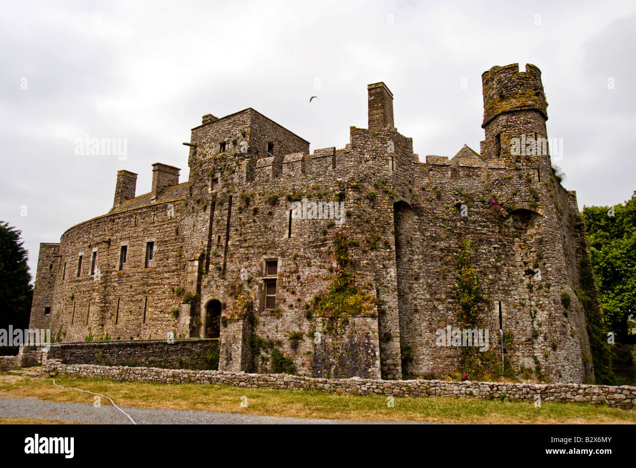 Pirou medieval castle Stock Photo - Alamy
