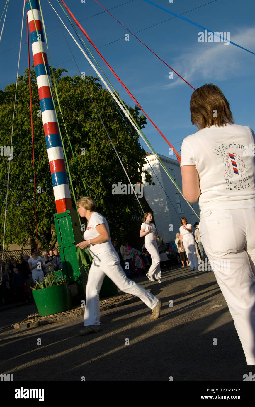 Offenham may pole dancers hi-res stock photography and images - Alamy