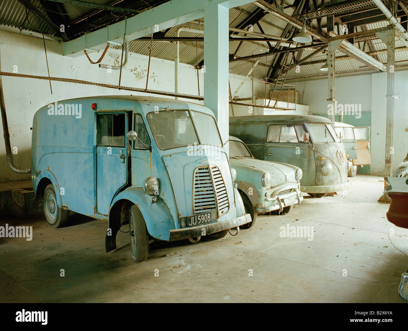 The Asylum Backpackers Hostel twenty miles North of Dunedin, South ...