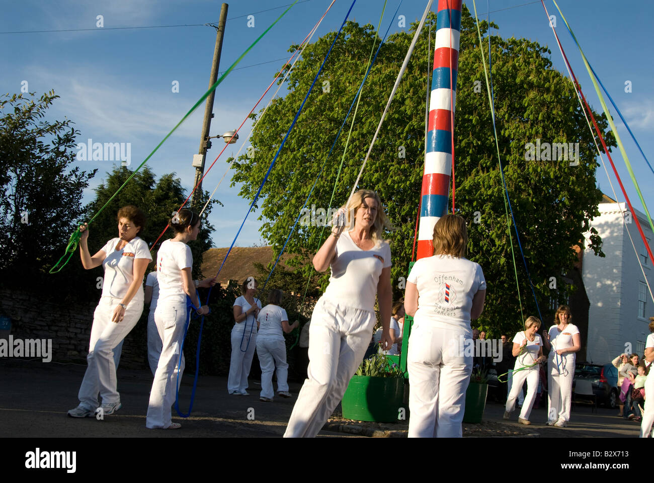 Offenham may pole dancers hi-res stock photography and images - Alamy