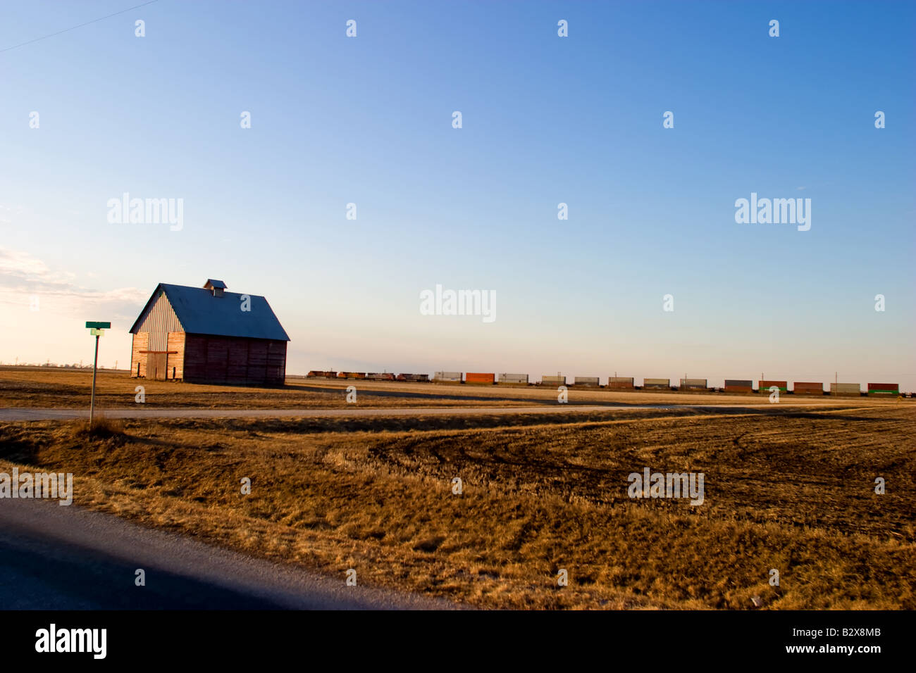 Train barn hi-res stock photography and images - Alamy
