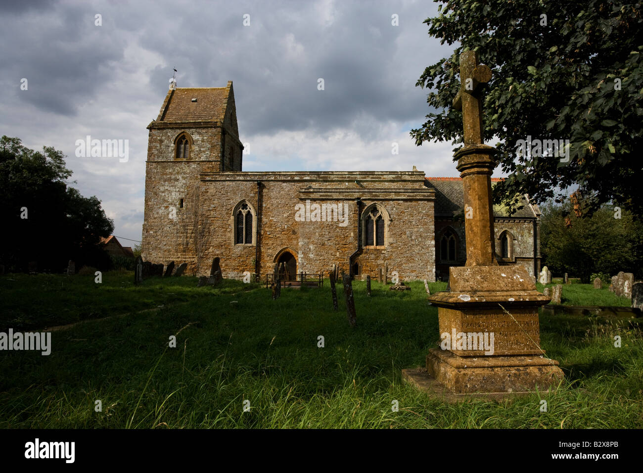 St lukes church tower hi-res stock photography and images - Alamy