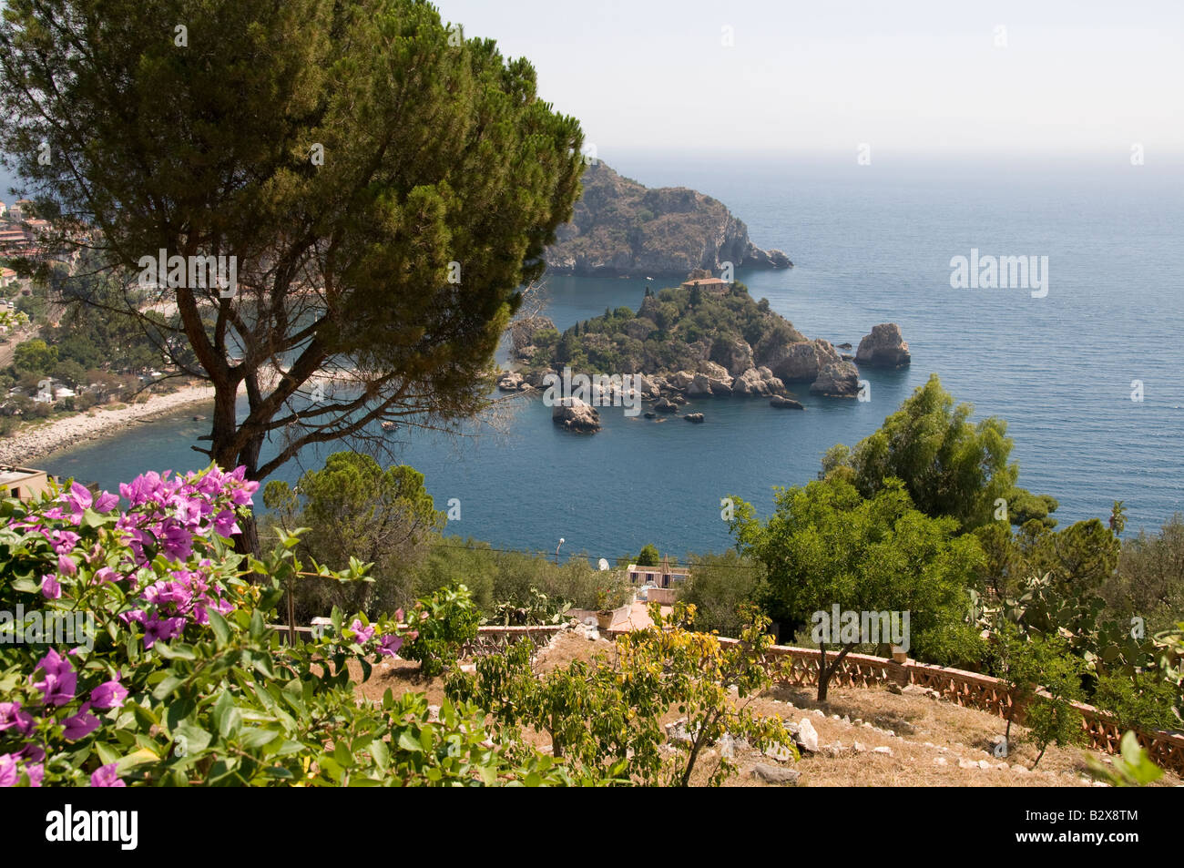 Taormina cable car hi-res stock photography and images - Alamy
