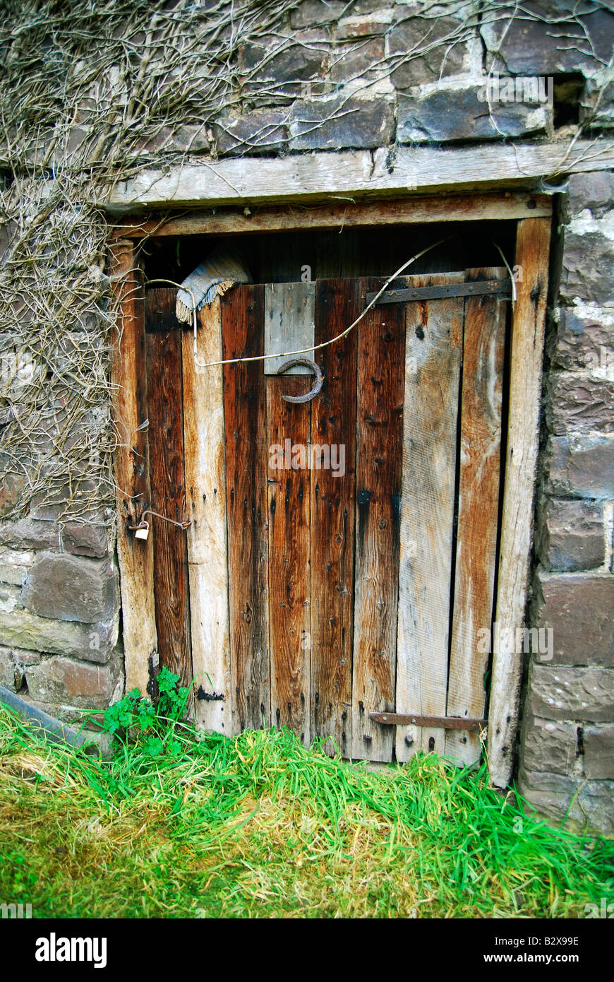 An old farm door Stock Photo - Alamy