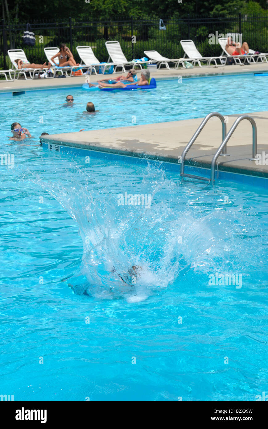 Cannon ball pool hi-res stock photography and images - Alamy