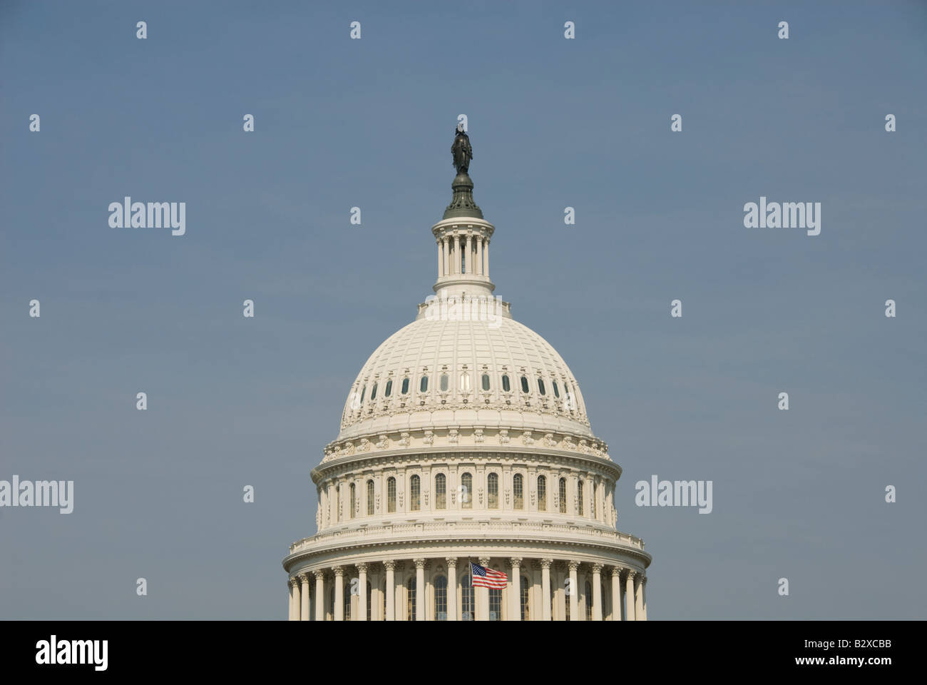 Dome capitol building legislative branch hi-res stock photography and ...
