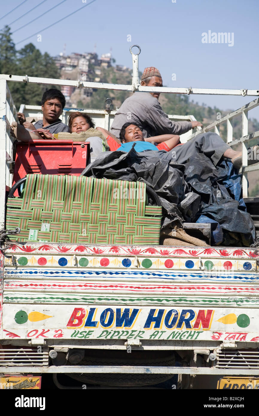 Hitching a lift hi-res stock photography and images - Alamy