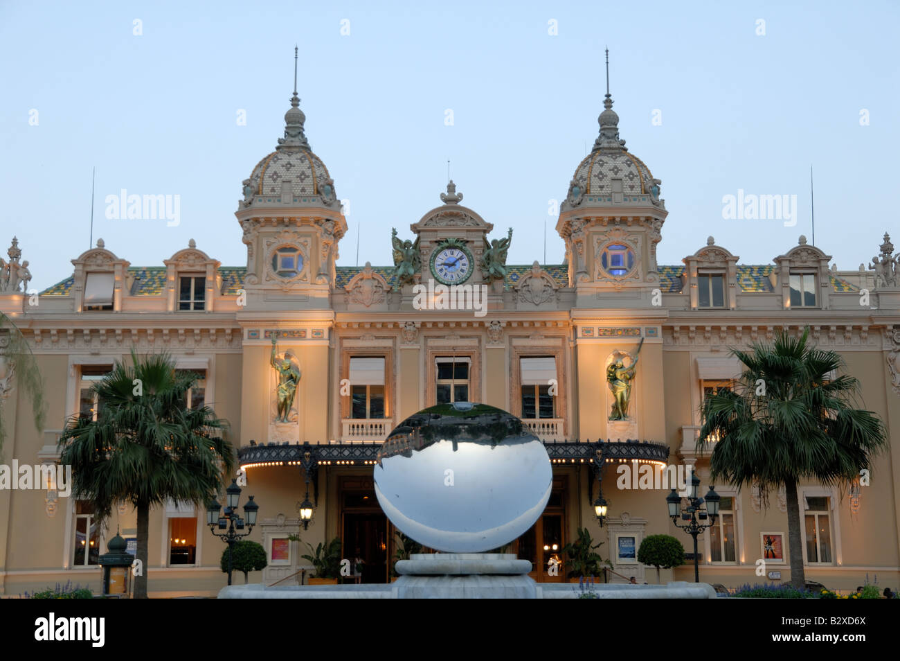Monte carlo at dusk hi-res stock photography and images - Alamy