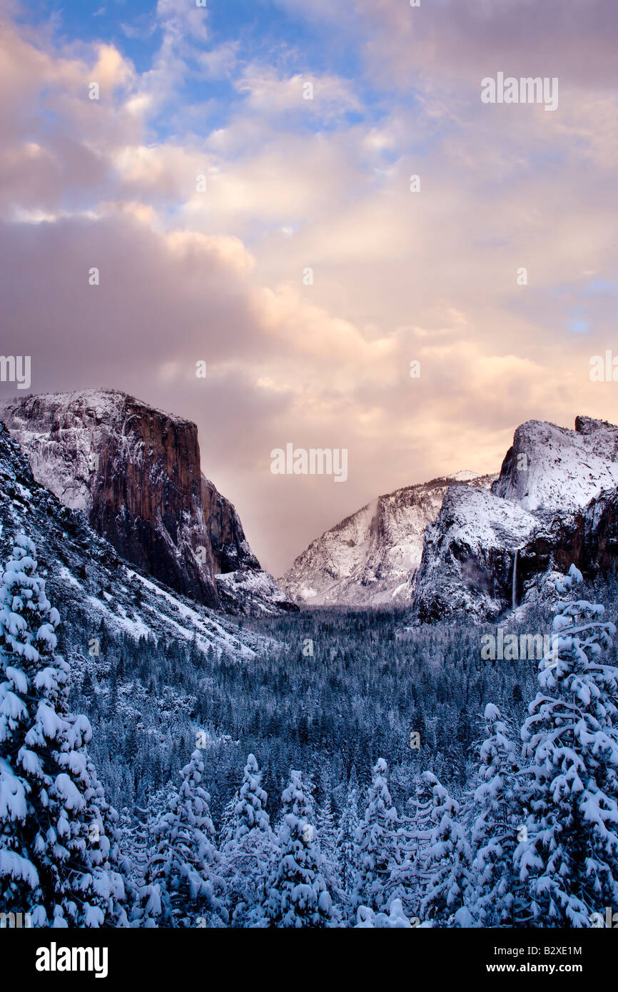 A clearing storm leaves up to 16 inches of fresh snow over Yosemite ...