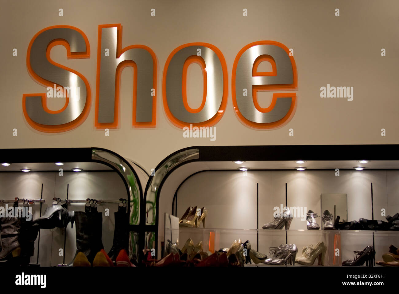 Footwear sign hi-res stock photography and images - Alamy