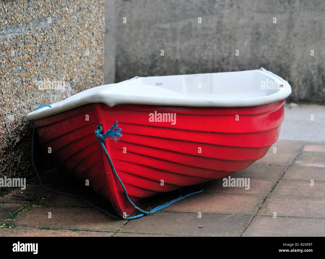 Row land boat hi-res stock photography and images - Alamy