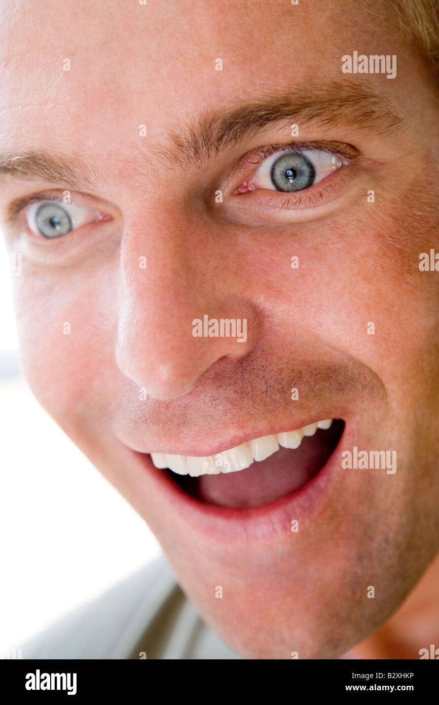 Head shot of man smiling Stock Photo - Alamy