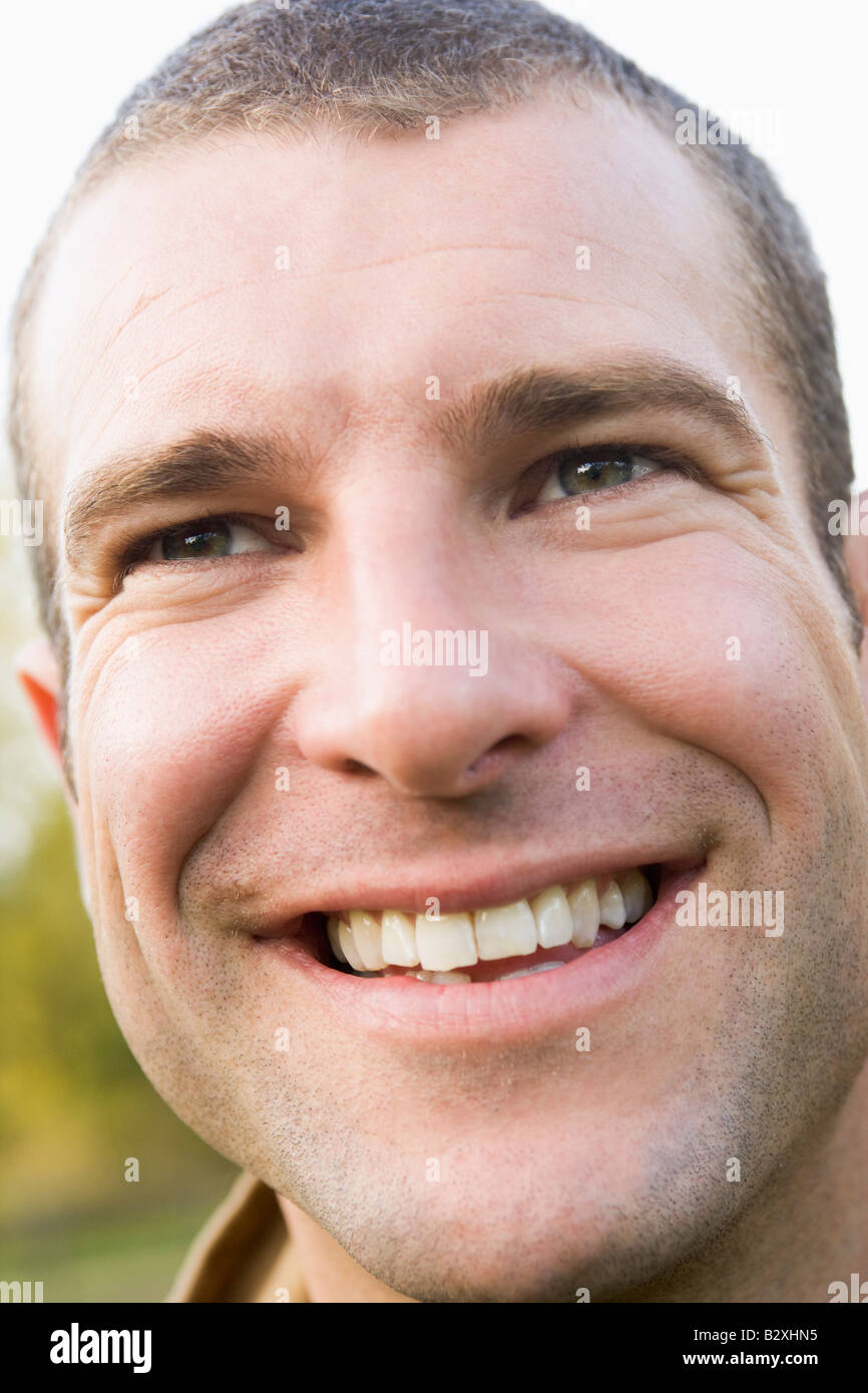 Head shot of man smiling Stock Photo - Alamy