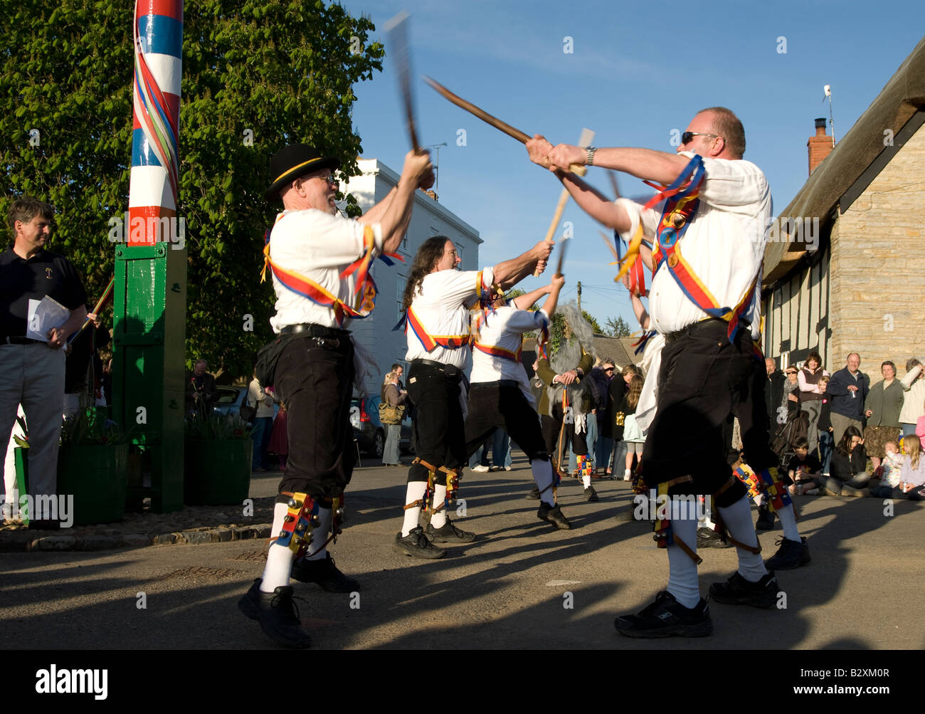 Pebworth morris hi-res stock photography and images - Alamy