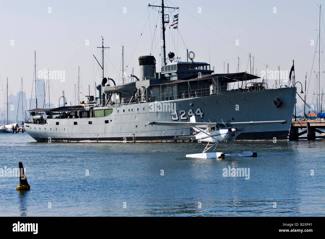 Melbourne Scenic / Australian WW2 Naval Vessel / "HMAS Castlemaine" in ...
