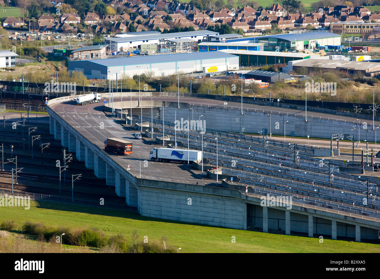 English rail tunnel hi-res stock photography and images - Alamy