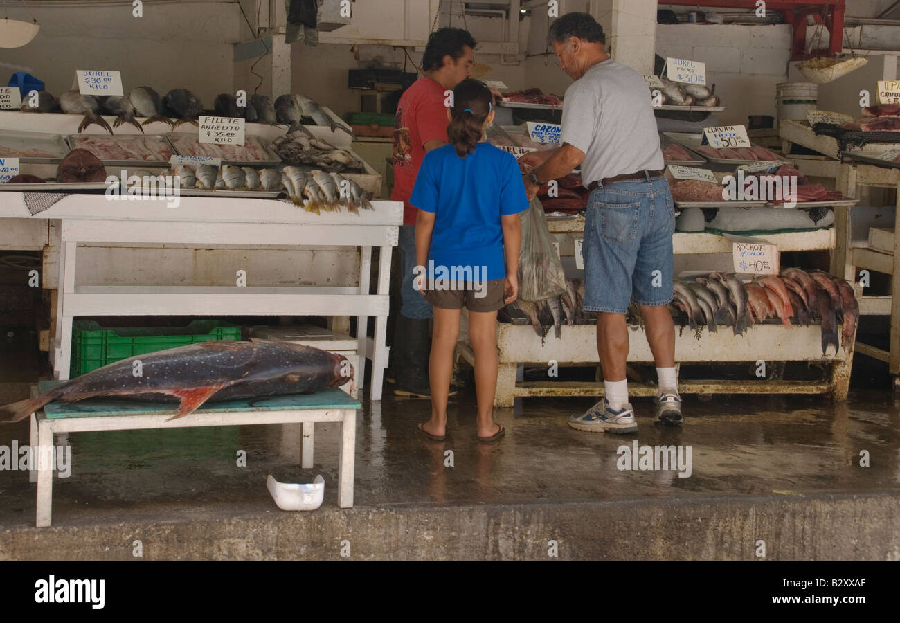 Ensenada fish market hi-res stock photography and images - Alamy