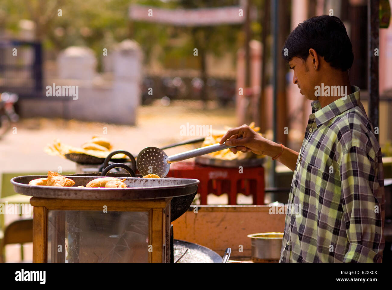 Man cooking over Wok, Rajasthan, India, Subcontinent, Asia Stock Photo ...