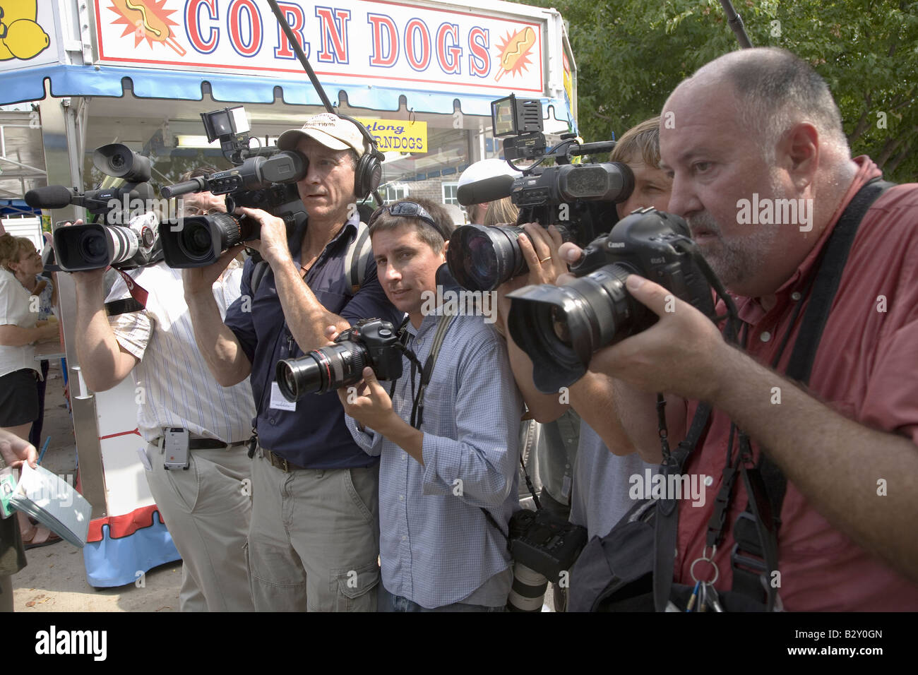 National press following Fred Thompson at Iowa State Fair Stock Photo ...
