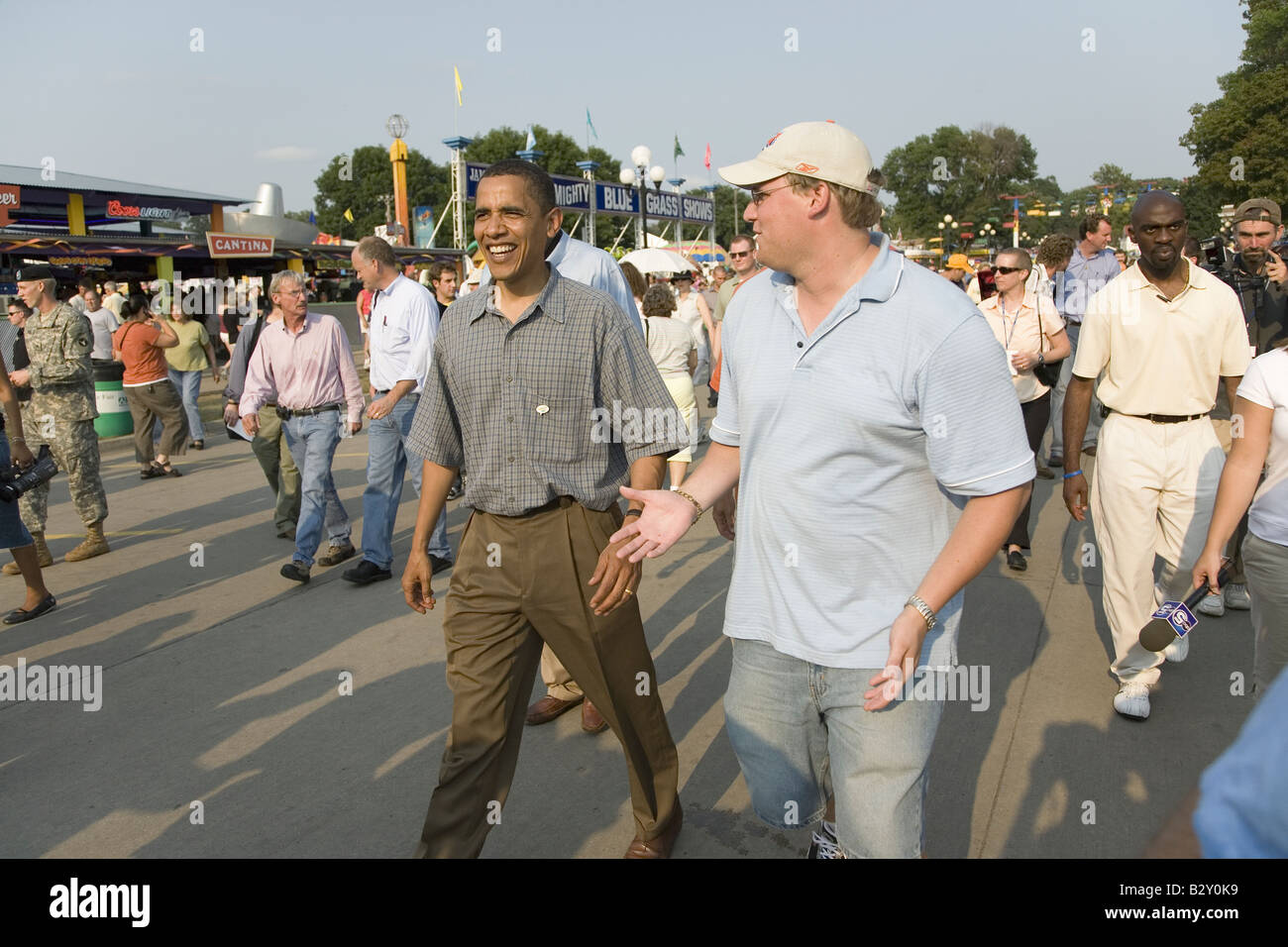 Barak obama smiling hi-res stock photography and images - Alamy