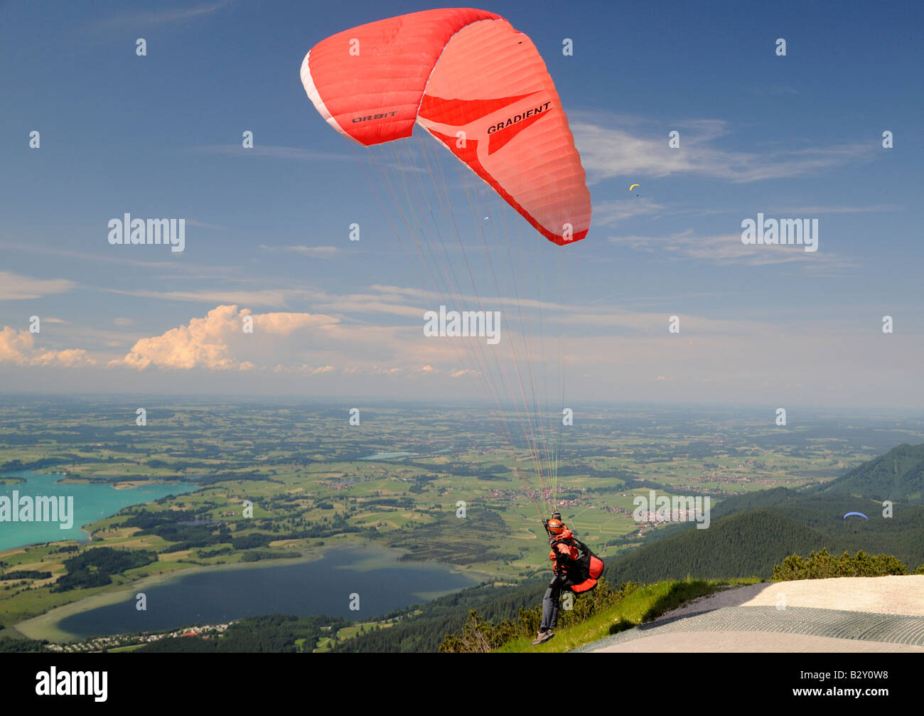 Taking off activity hi-res stock photography and images - Alamy