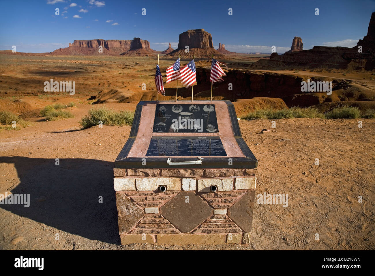 Military monument to fallen solider seen amongst red buttes of Monument ...