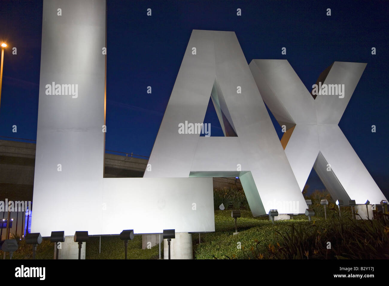Los angeles lax airport sign hi-res stock photography and images - Alamy
