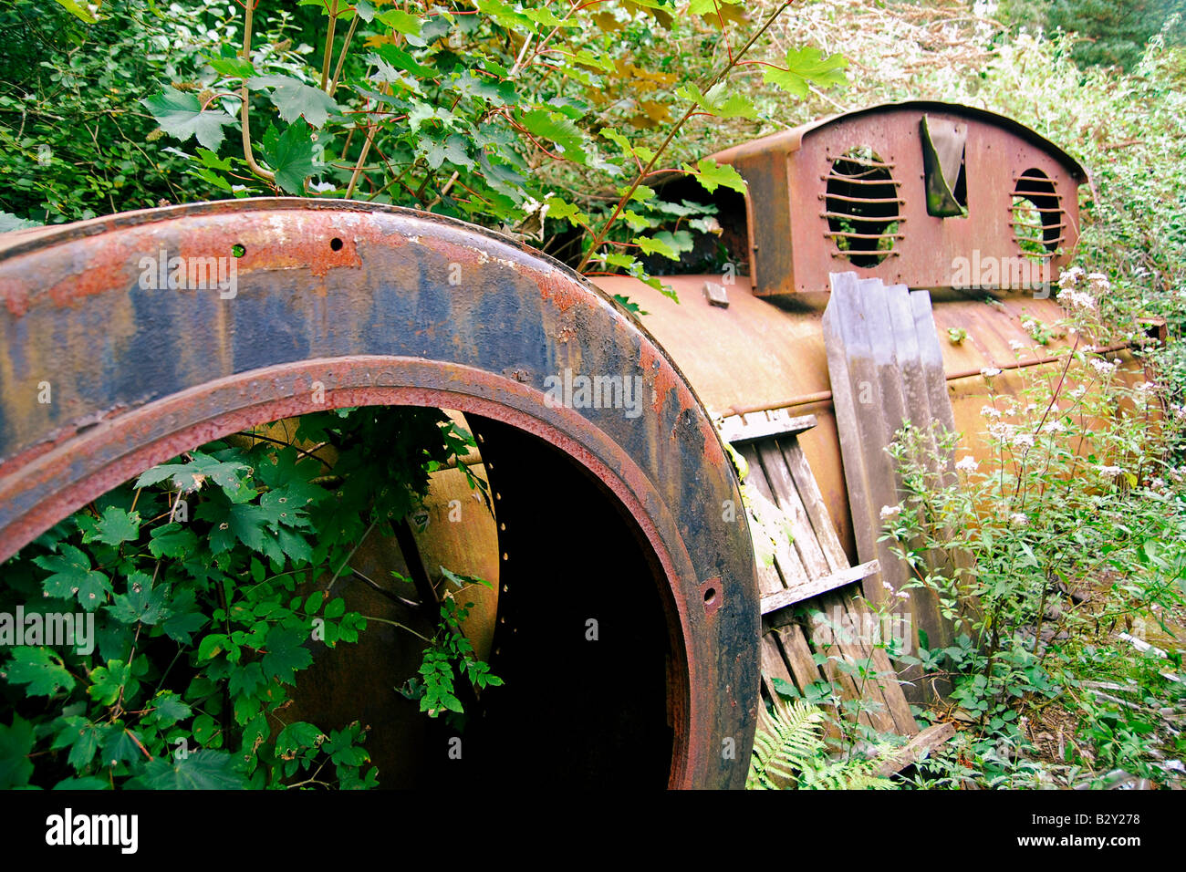 Disused railway scrap Stock Photo - Alamy