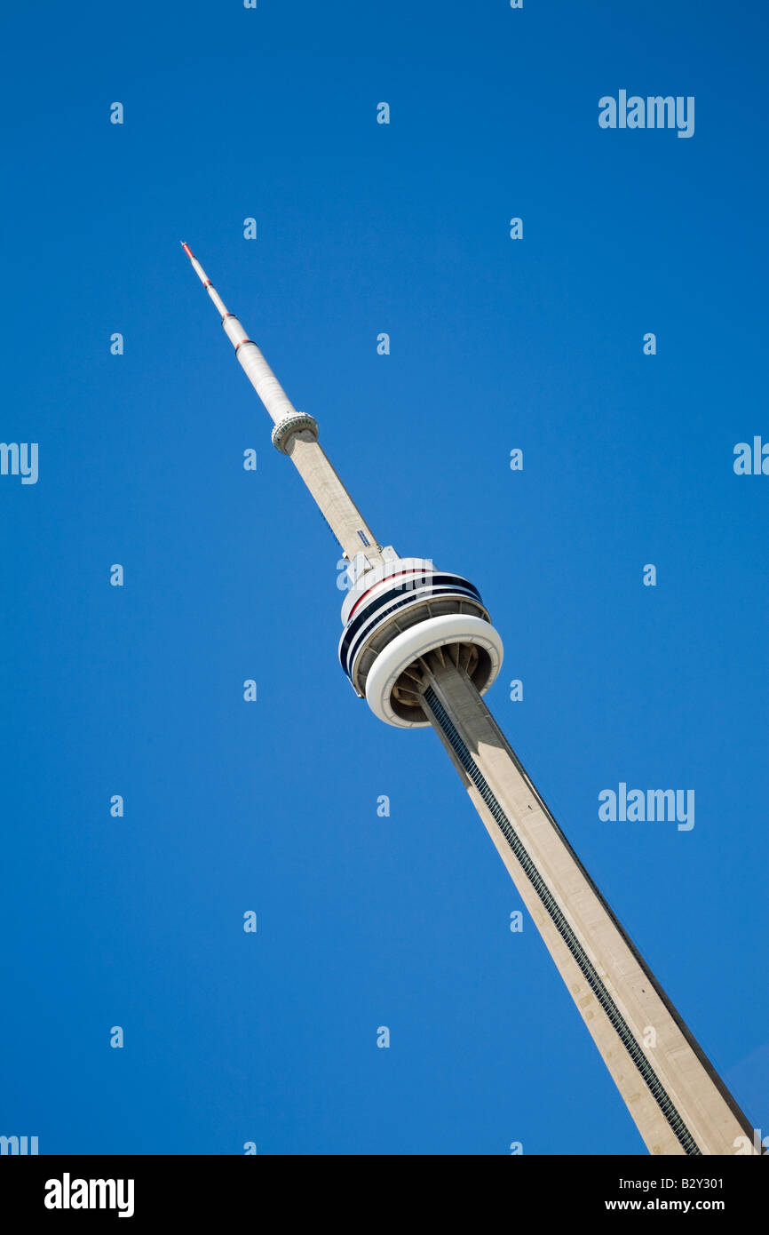 Cn tower toronto observation deck hi-res stock photography and images ...