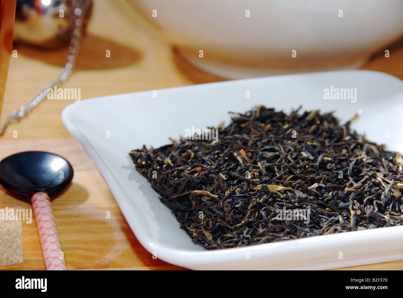 Loose leaf black tea Stock Photo - Alamy