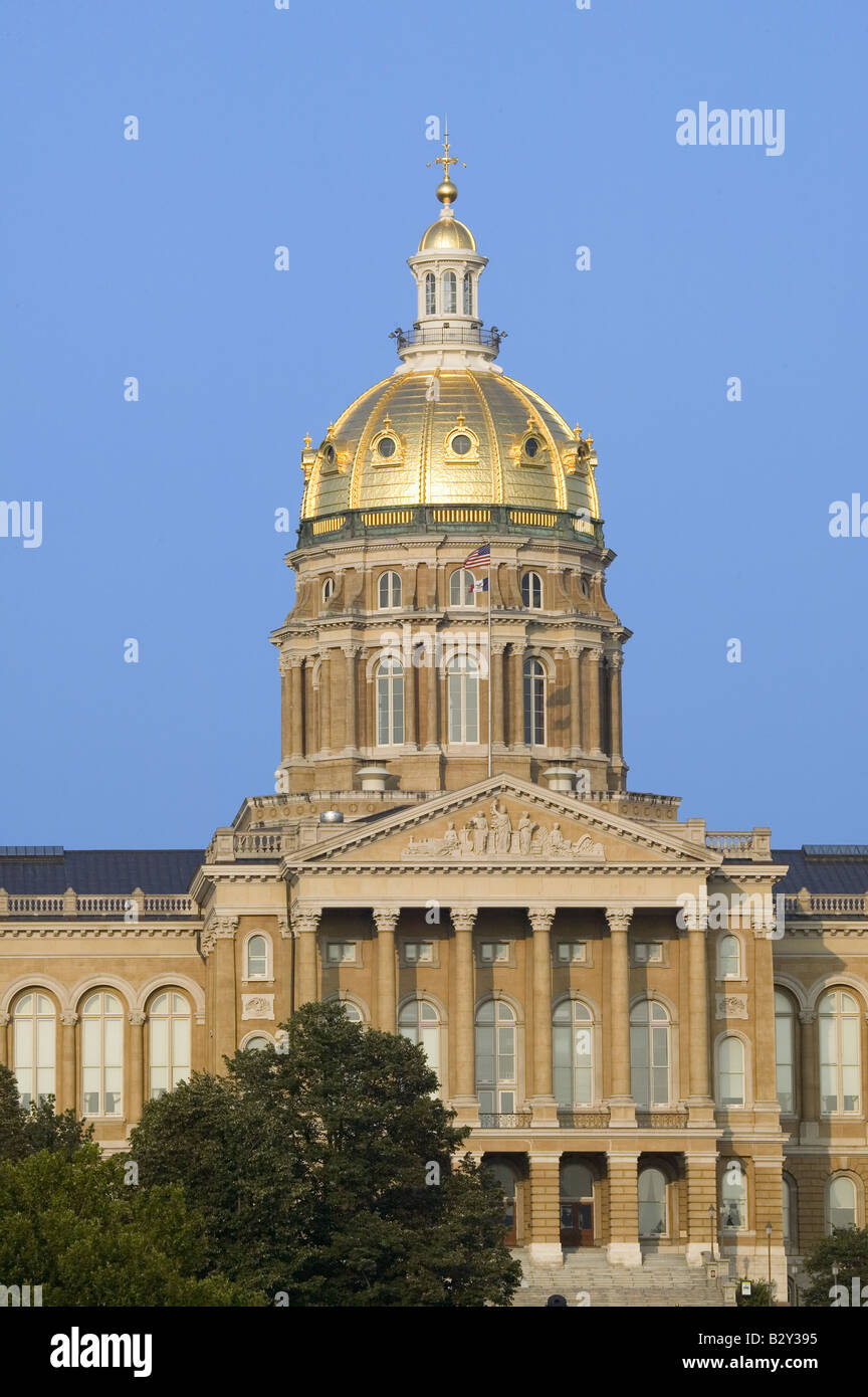 Golden dome of Iowa State Capital building, Des Moines, Iowa Stock ...