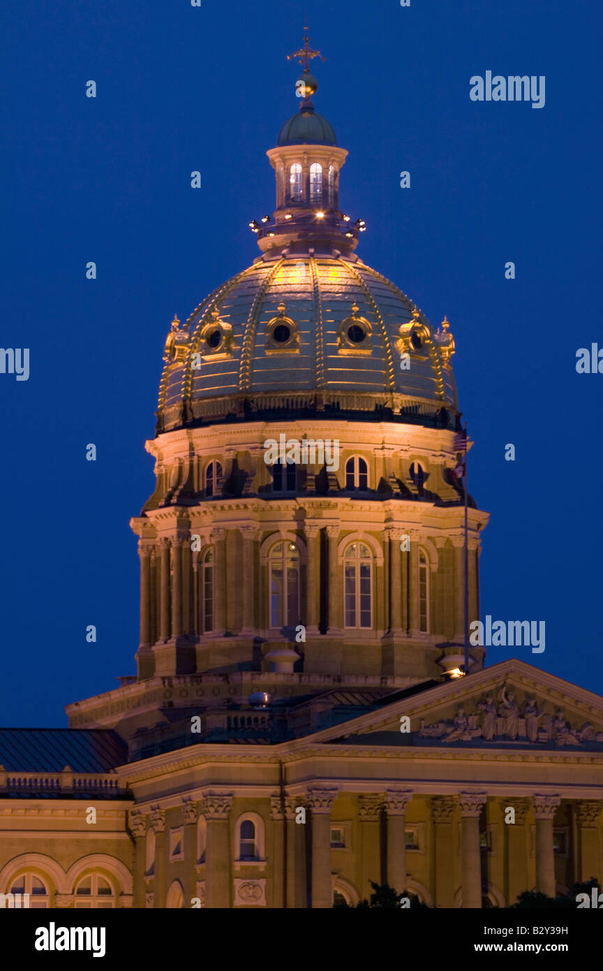 Iowa state capital dome hi-res stock photography and images - Alamy