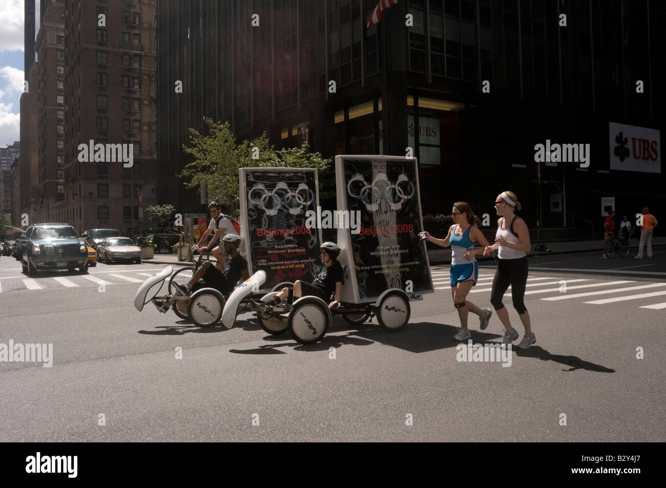 Reporters without borders hi-res stock photography and images - Alamy