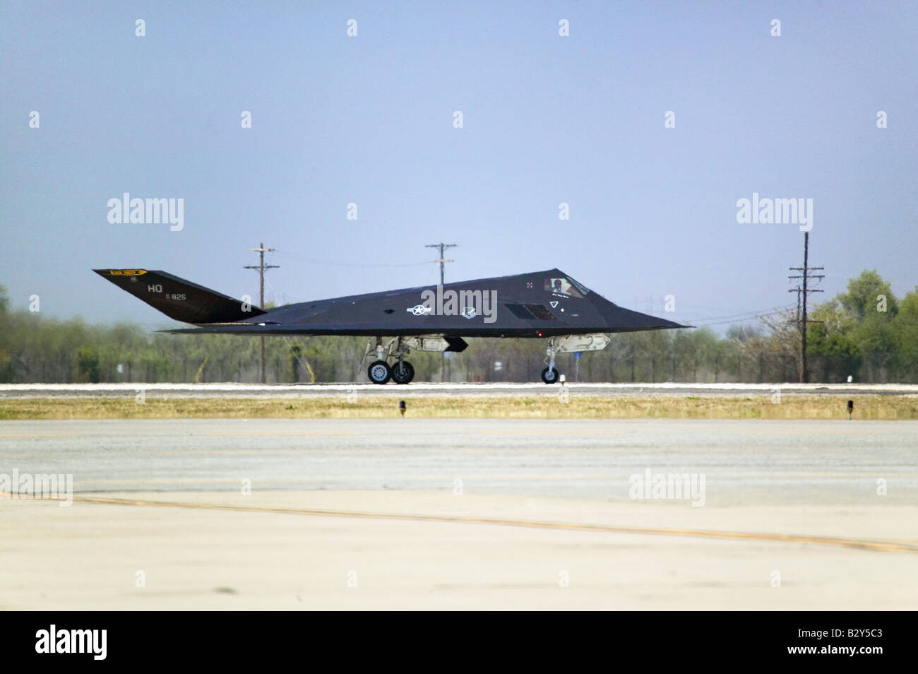 F 117A Stealth Fighter _ F 117A Nighthawk – ZKMPP