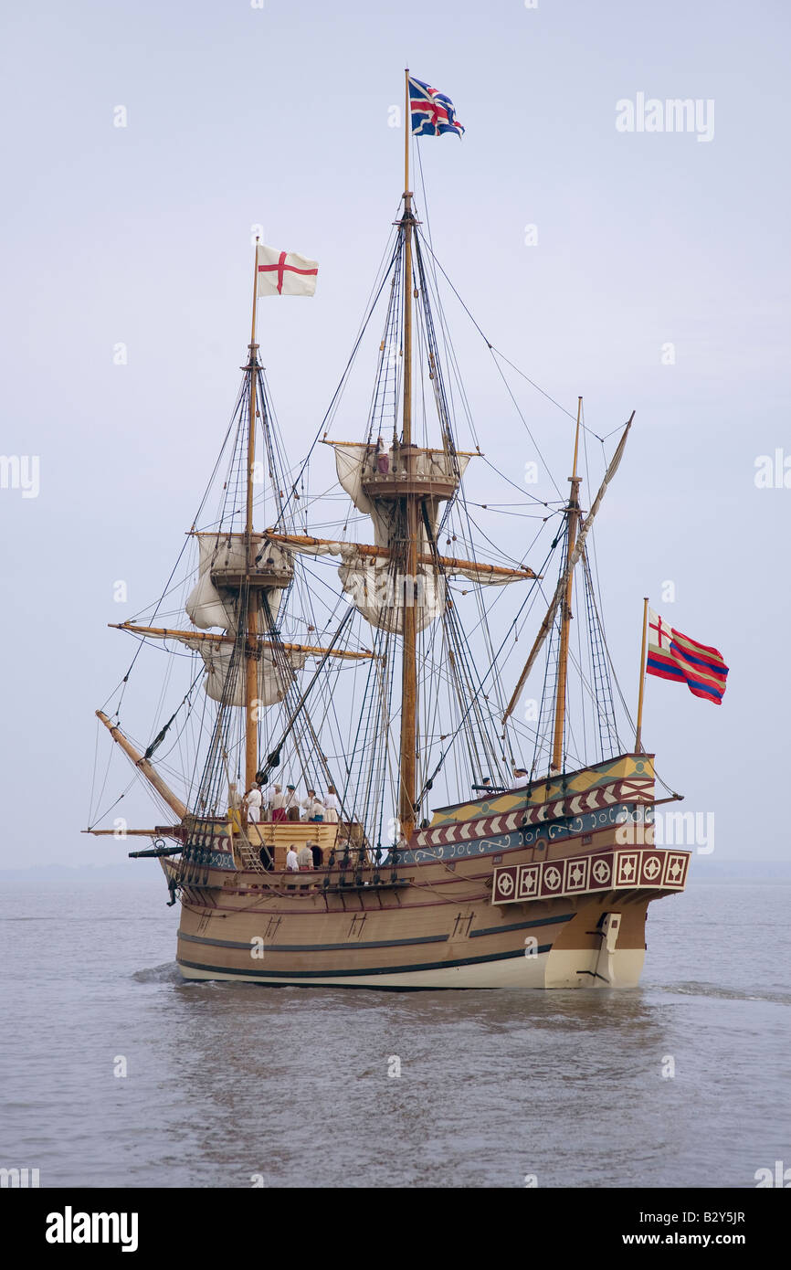 Godspeed susan constant discovery hi-res stock photography and images ...