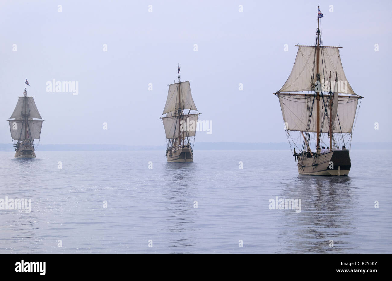 Susan constant, godspeed, and discovery hi-res stock photography and ...