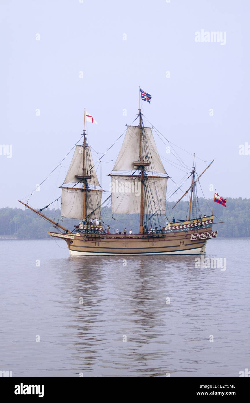 The Susan Constant, Godspeed and Discovery, re-creations of the three ...