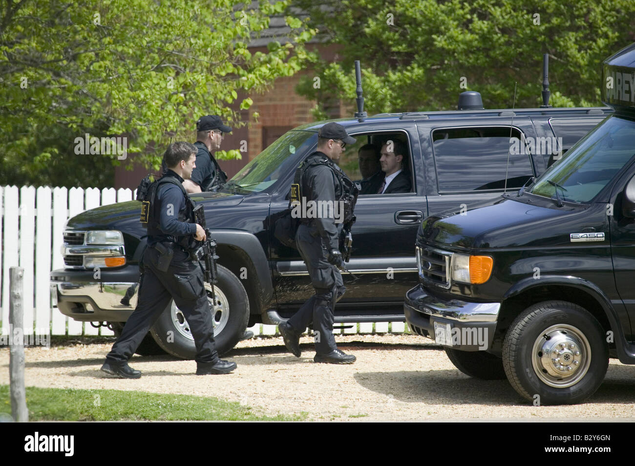 Secret service agents hi-res stock photography and images - Alamy