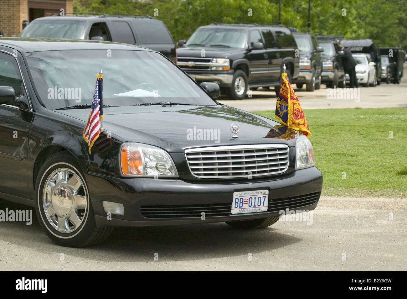 Limo with american flag hi-res stock photography and images - Alamy