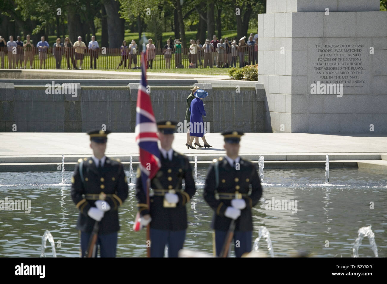 Memorial for queen elizabeth ii hi-res stock photography and images - Alamy