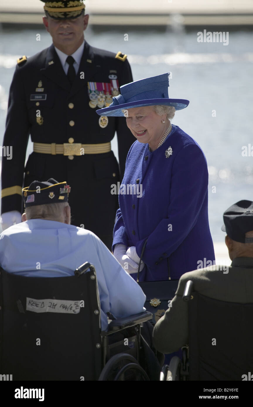 Queen Elizabeth II with World War II Disabled Veterans at the National ...