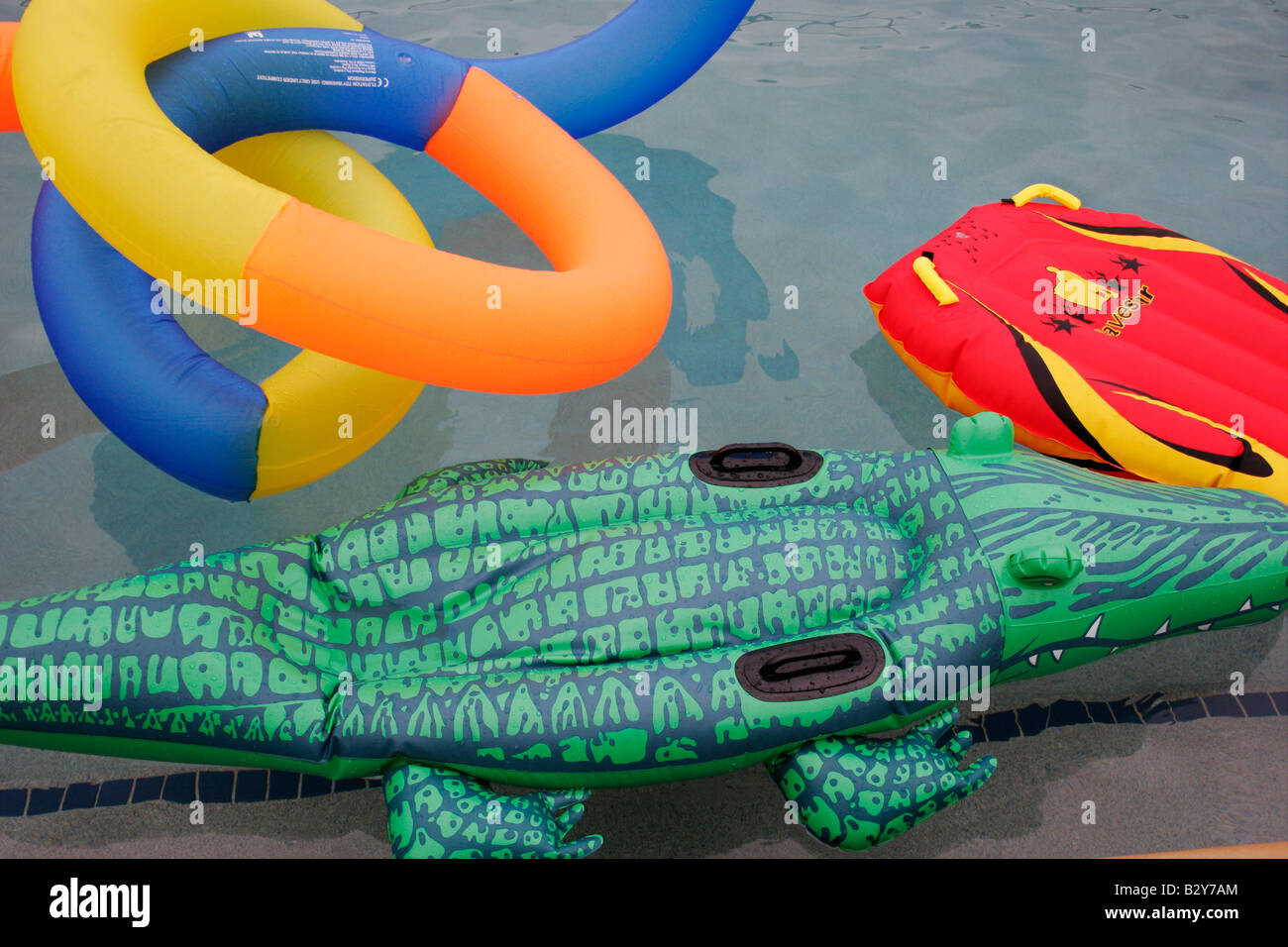 Inflatable crocodile australia hi-res stock photography and images - Alamy