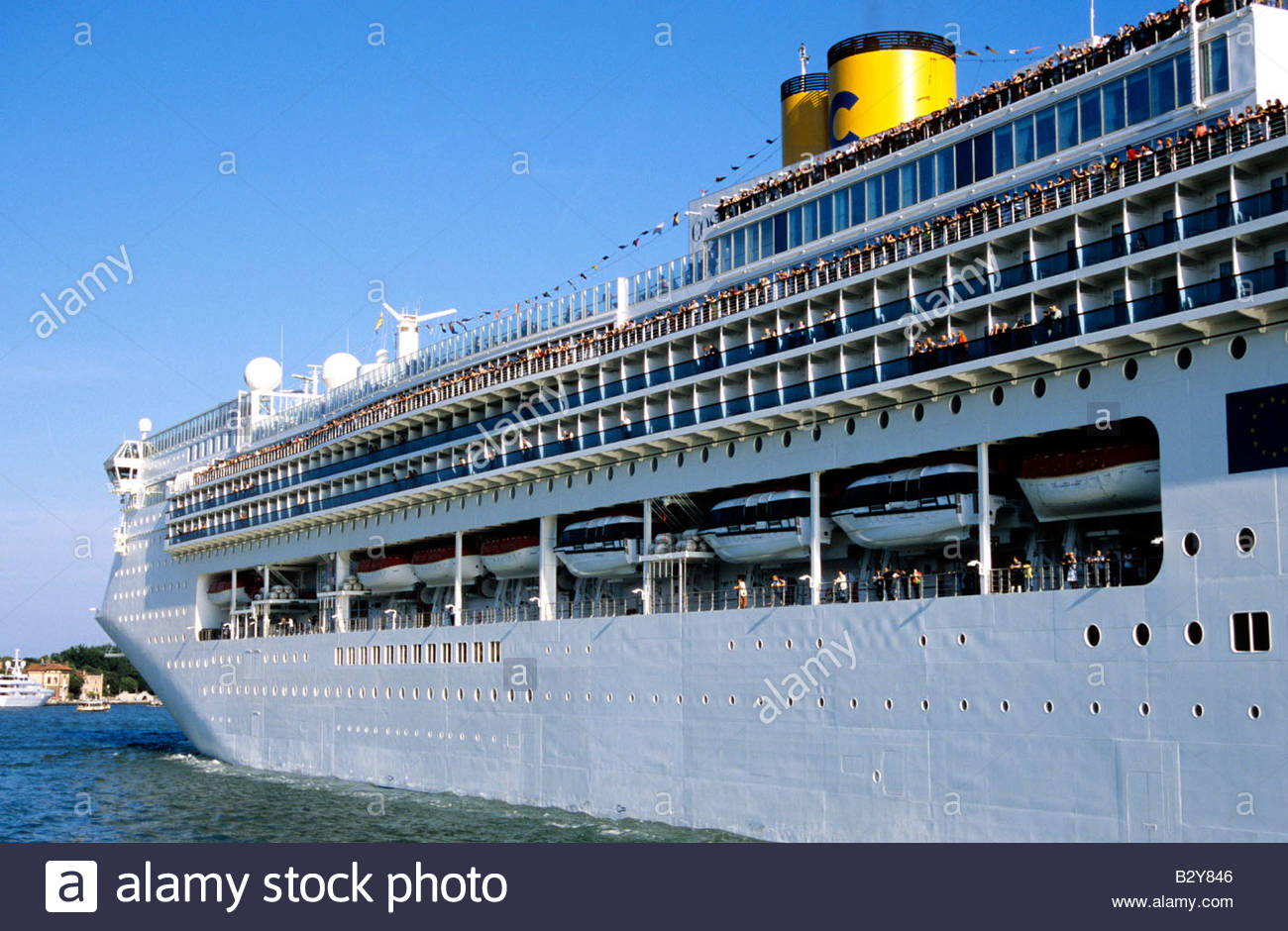 Italy Ships Ship Stock Photos & Italy Ships Ship Stock Images - Alamy