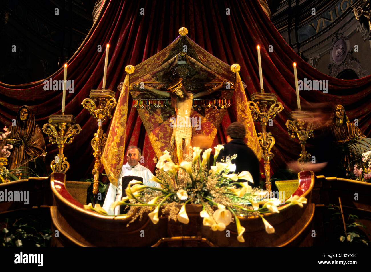 Good friday processions italy hi-res stock photography and images - Alamy